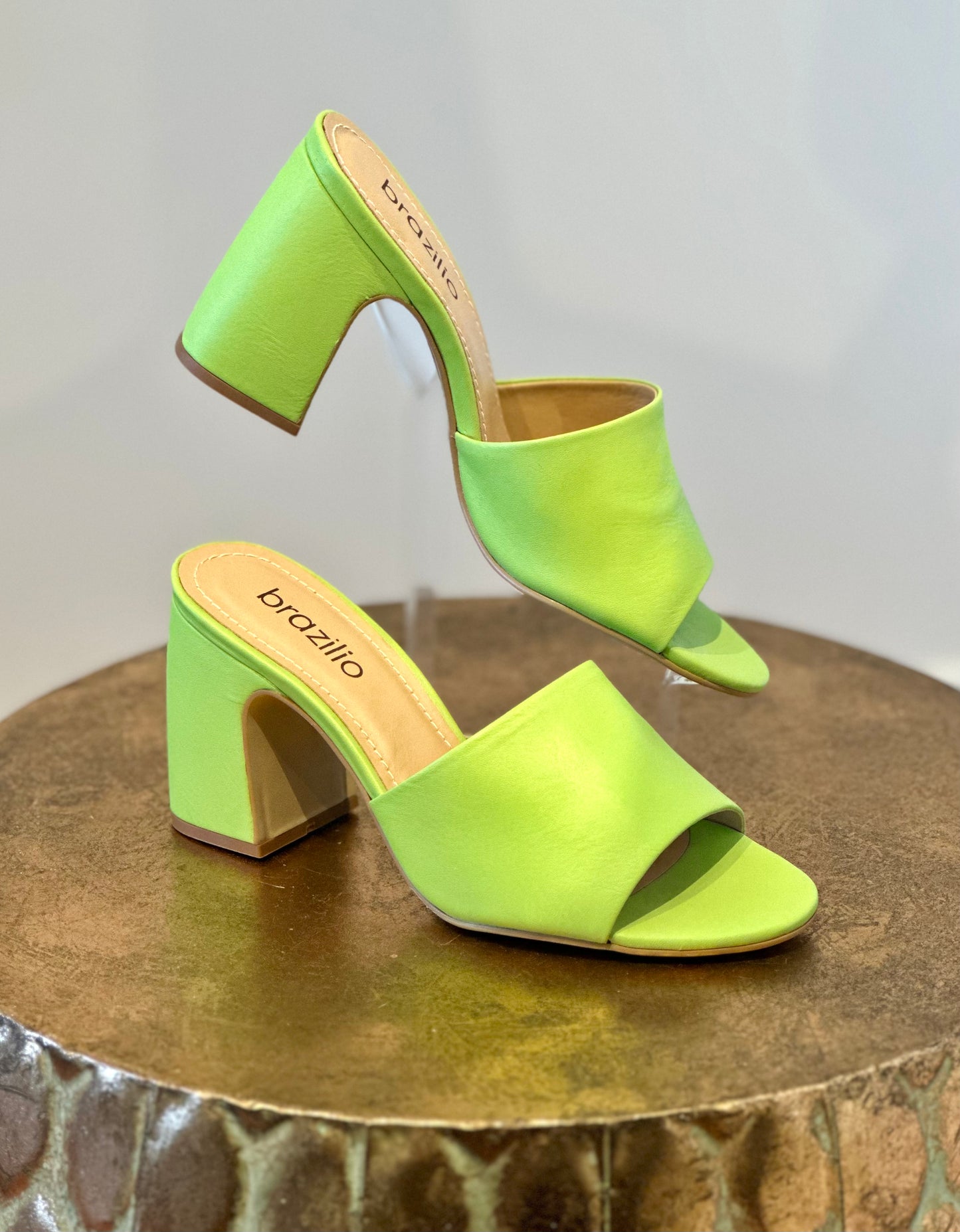 Brazilio Evilyn Lime Green Mules – Red Hill Collective